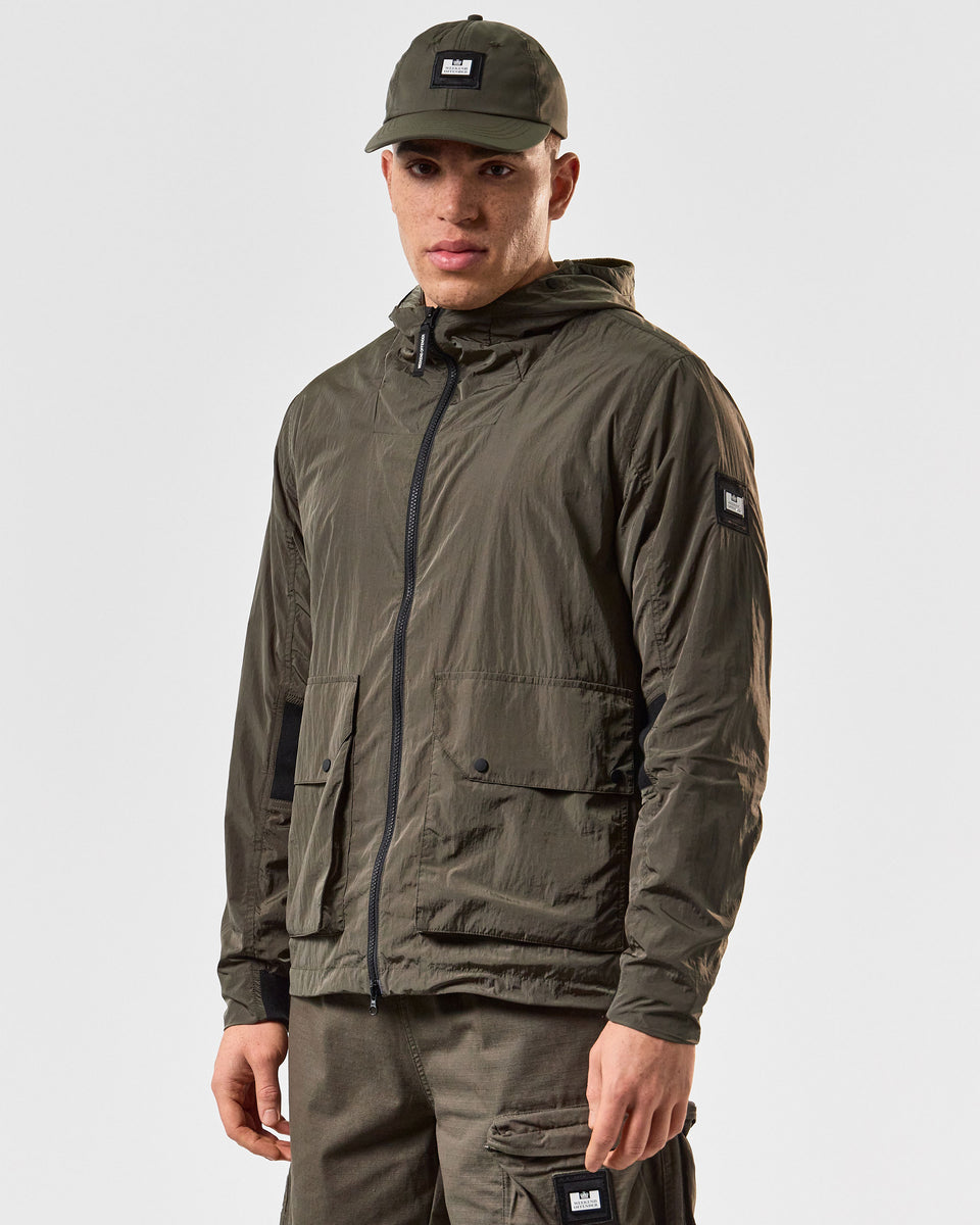 Valencia Jacke Castle Green – Weekend Offender